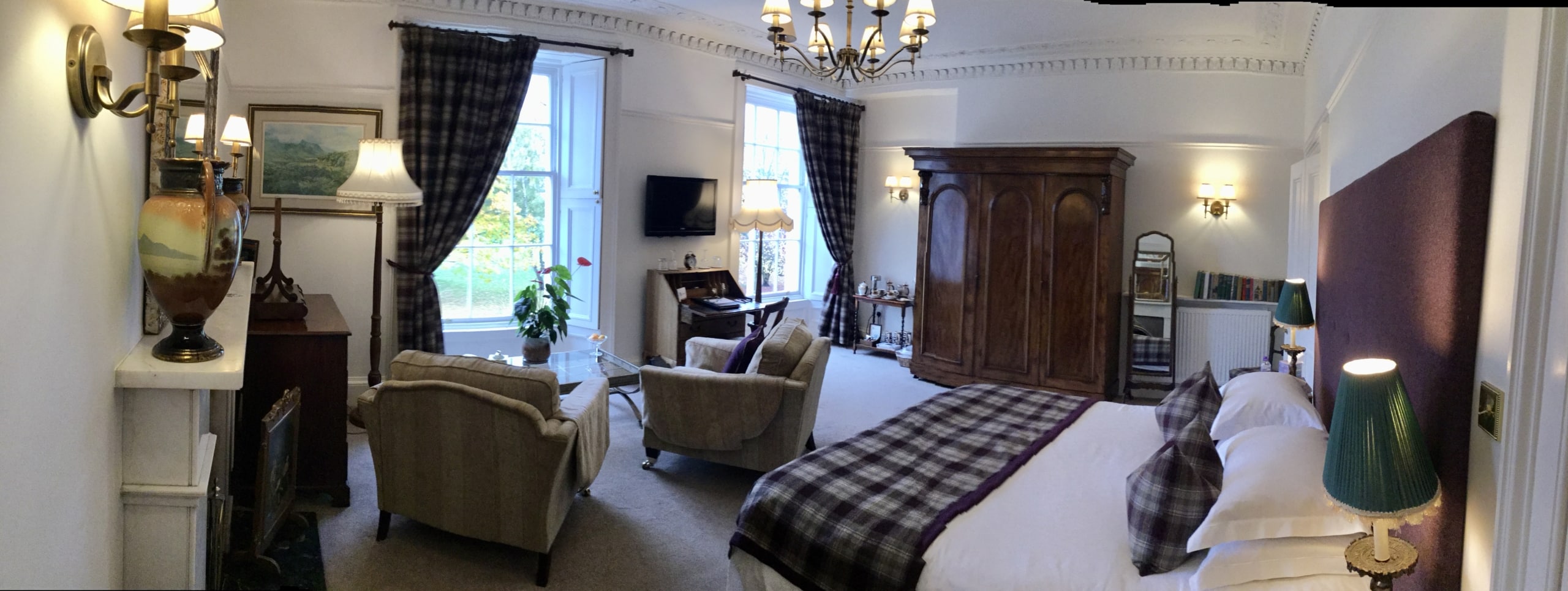 Deluxe Park View Rooms - The Townhouse Perth